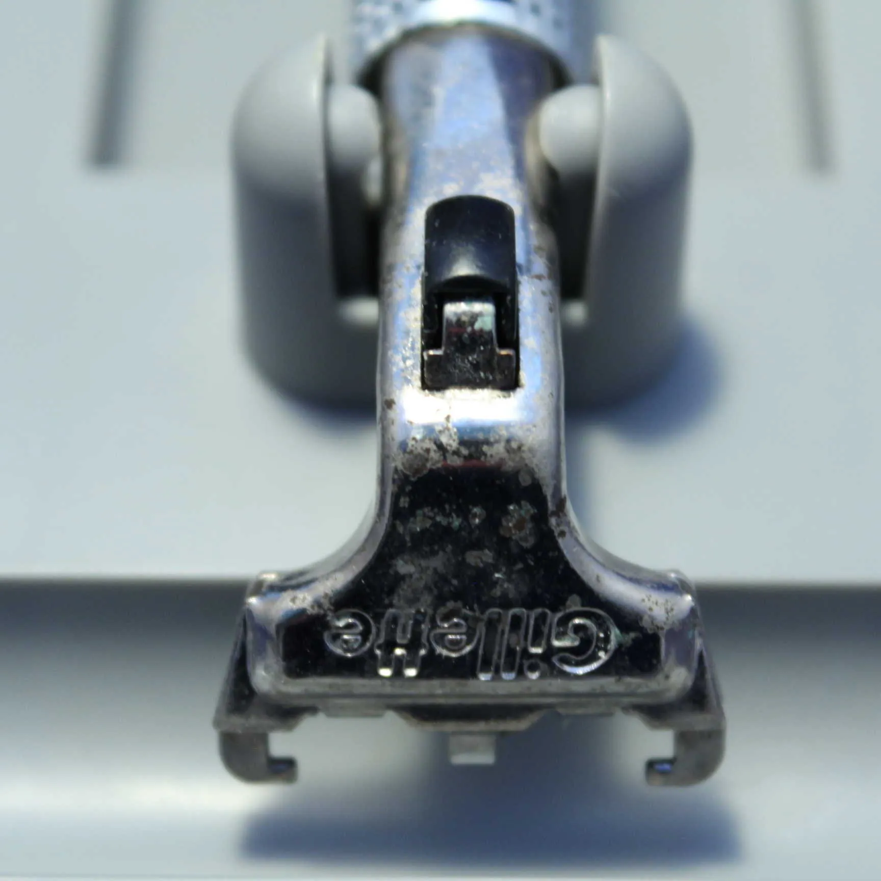 Vintage Gillette ATRA PLUS Black Razor Contour Plus N1 - Darwin Shaving